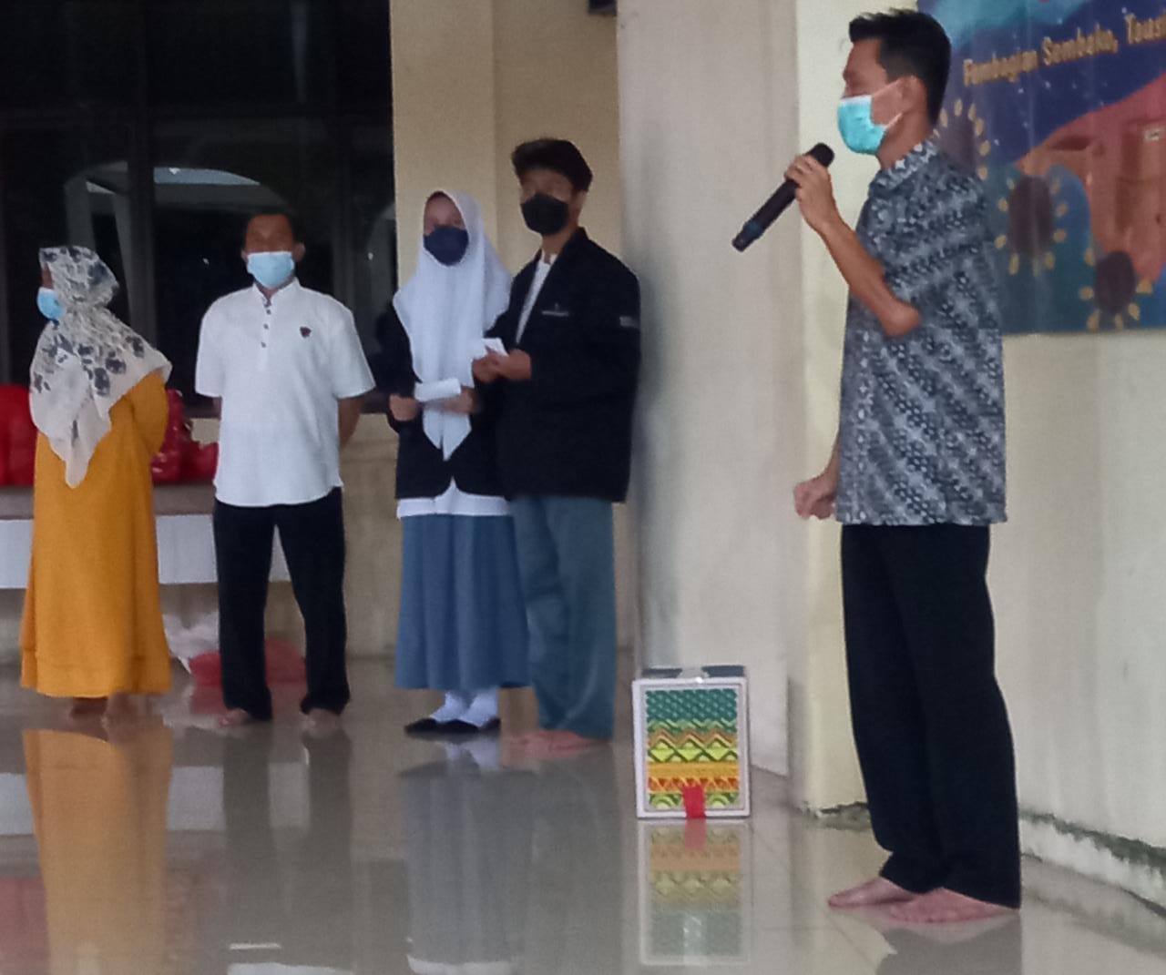 OSIS BERBAGI – SMAN 7